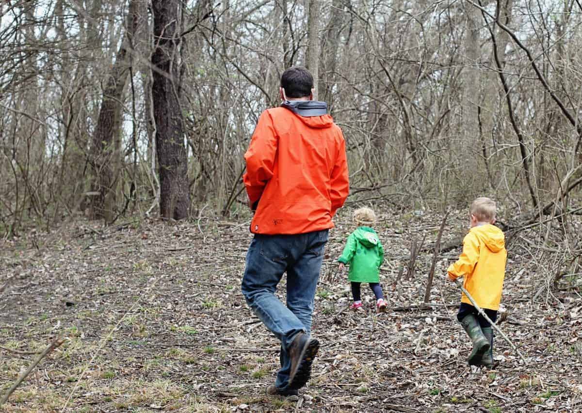 Geocaching with Kids: Beginner's Guide (nature treasure hunt)