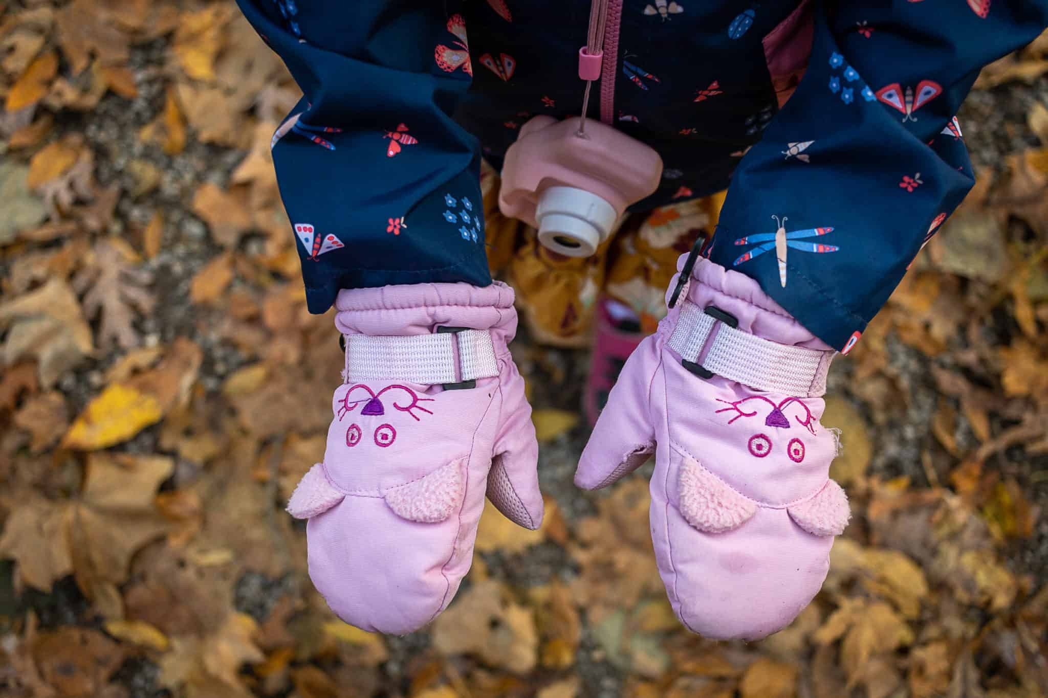 Gear Review: Best Kids' Gloves and Mittens for Outdoor Play